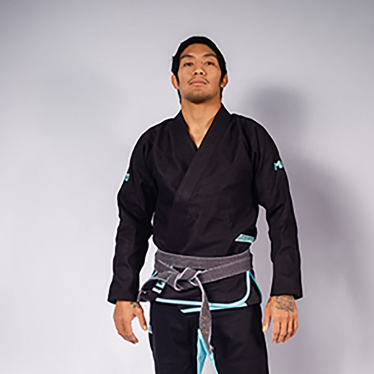 Manto BJJ Gi Rise black - Rebelz