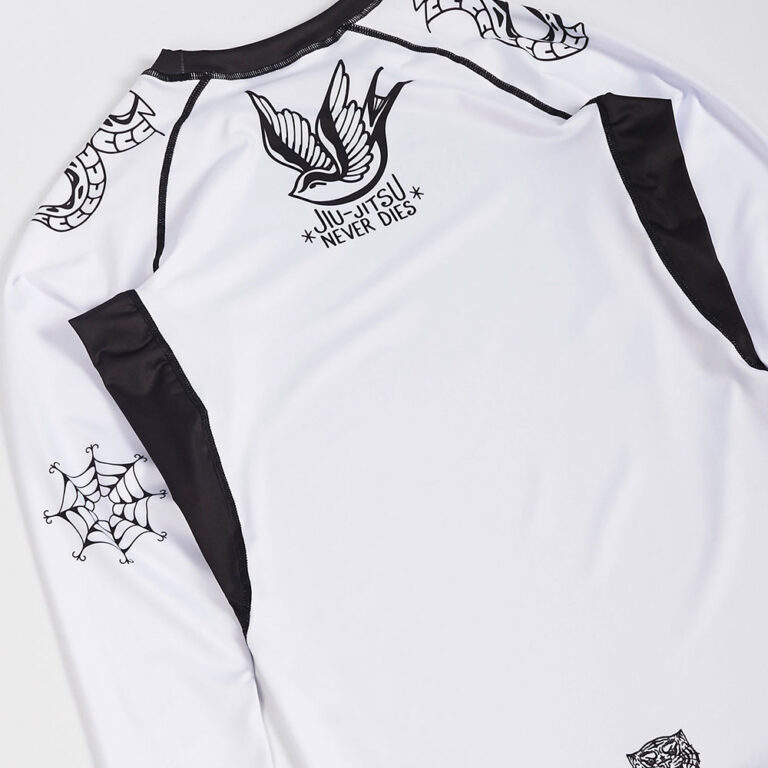 Manto Rashguard Miko - Rebelz