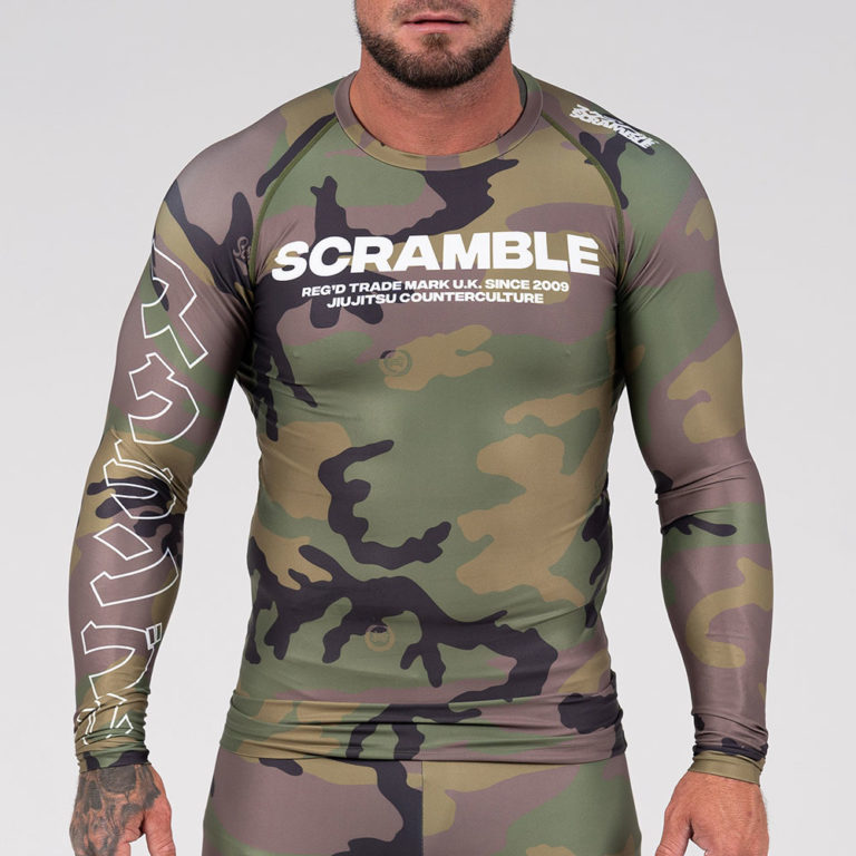 Scramble Rashguard Base woodland camo - Rebelz